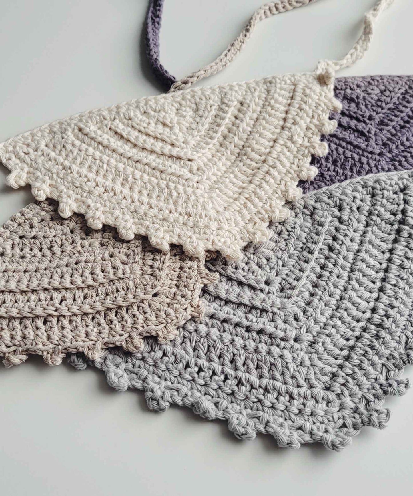 Dribble Bib - Free Crochet Pattern from Sarling Studio