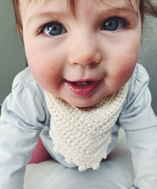 Dribble Bib - Free Crochet Pattern from Sarling Studio