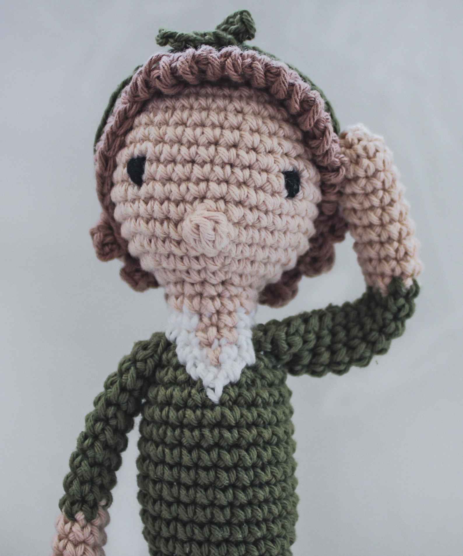 Land Girl, Women's Land Army - Crochet Pattern – Sarling Studio
